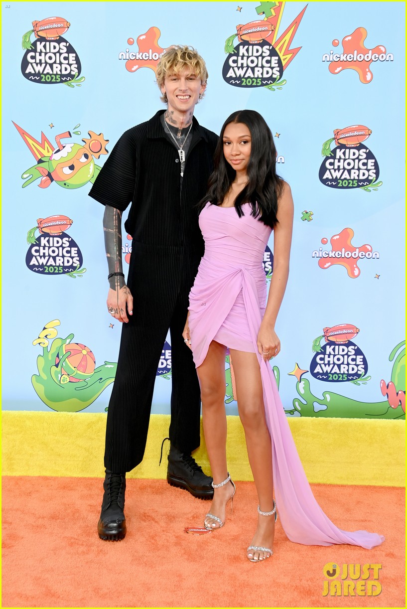 Machine Gun Kelly Brings Daughter Casie to Kids' Choice Awards In Rare Red Carpet Appearance ...