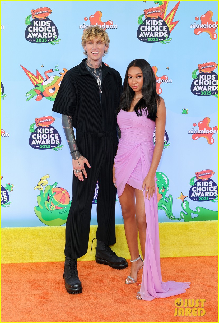 Machine Gun Kelly Brings Daughter Casie to Kids' Choice Awards In Rare Red Carpet Appearance ...