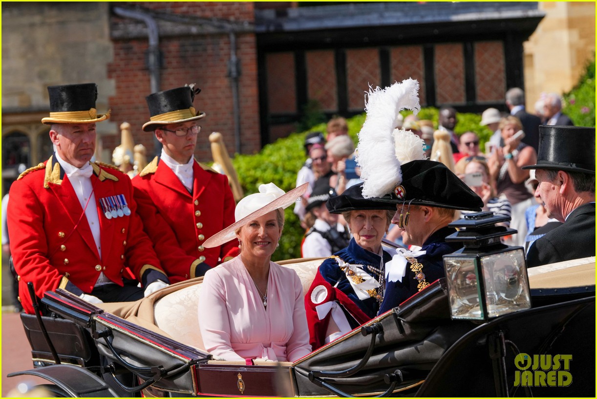 Kate Middleton Supports Prince William at Garter Day Service Which She ...