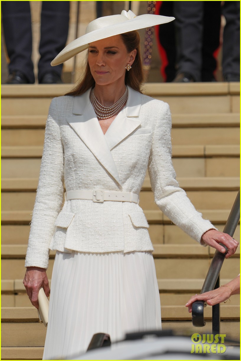 Kate Middleton Supports Prince William at Garter Day Service Which She ...