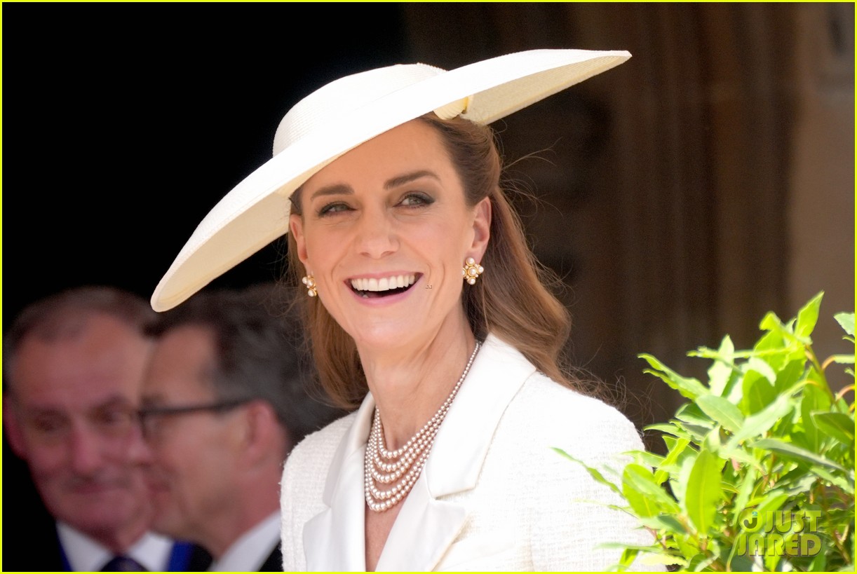 Kate Middleton Supports Prince William at Garter Day Service Which She ...