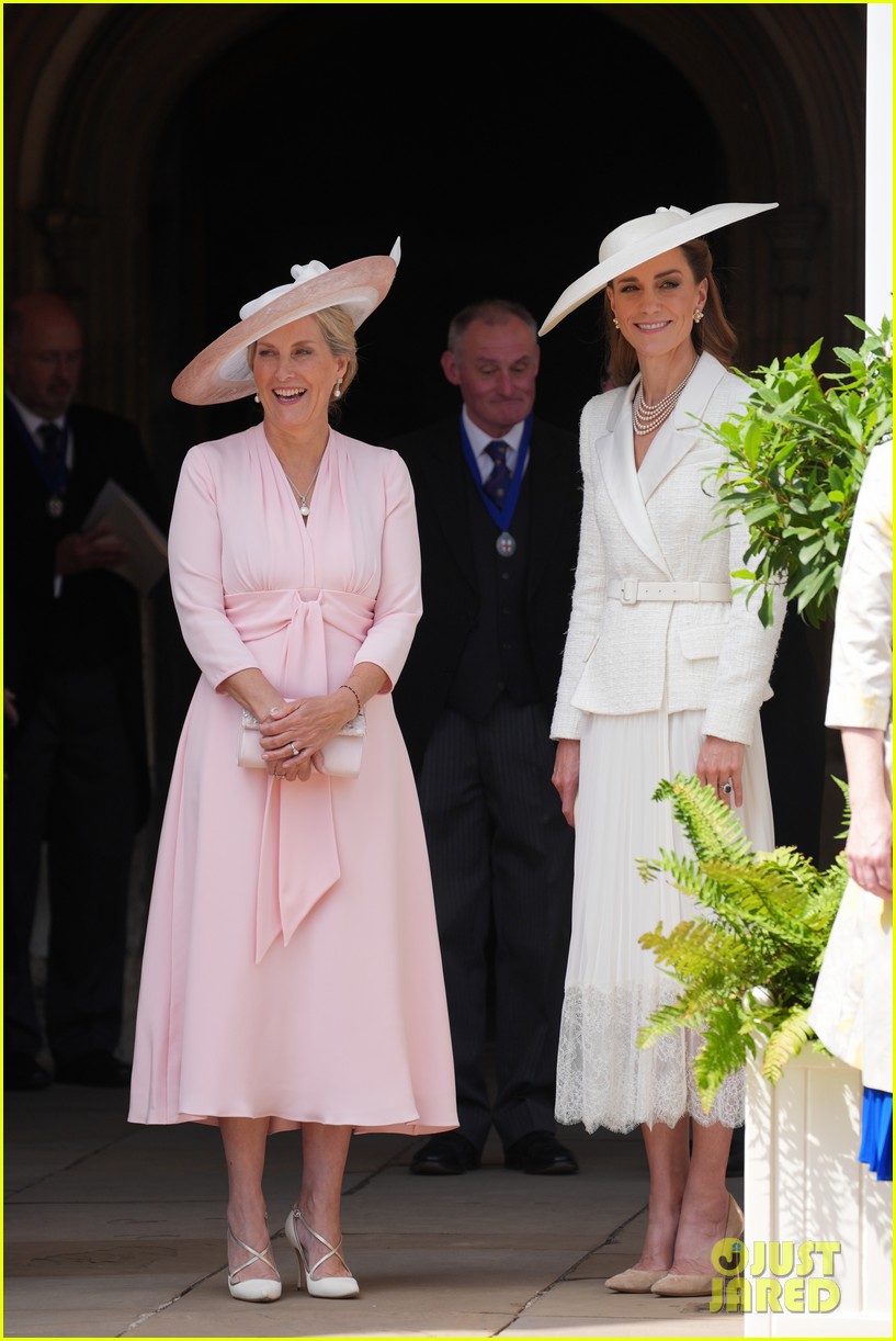 Kate Middleton Supports Prince William at Garter Day Service Which She ...