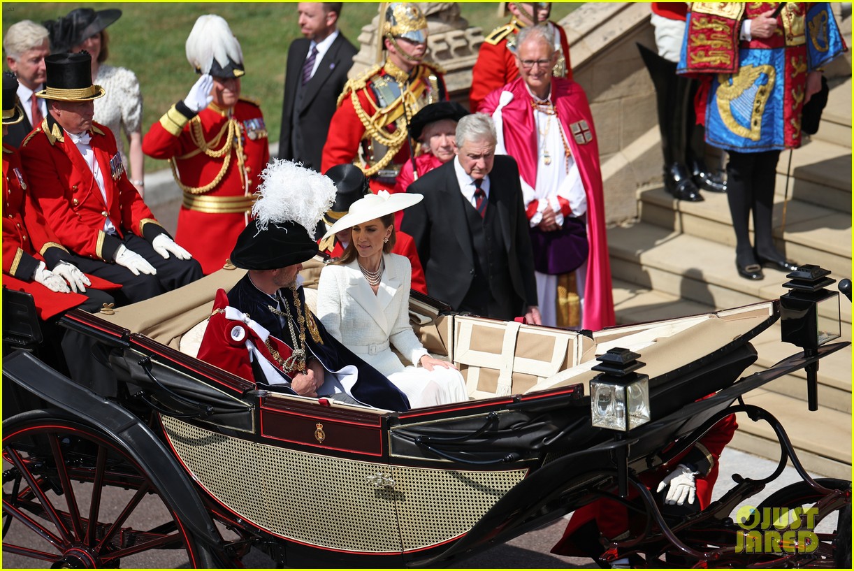 Kate Middleton Supports Prince William at Garter Day Service Which She ...