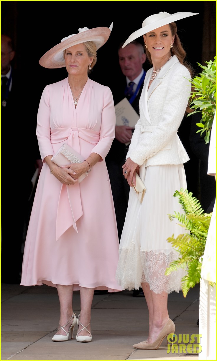 Kate Middleton Supports Prince William at Garter Day Service Which She ...