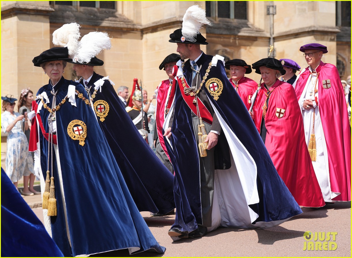 Kate Middleton Supports Prince William at Garter Day Service Which She ...