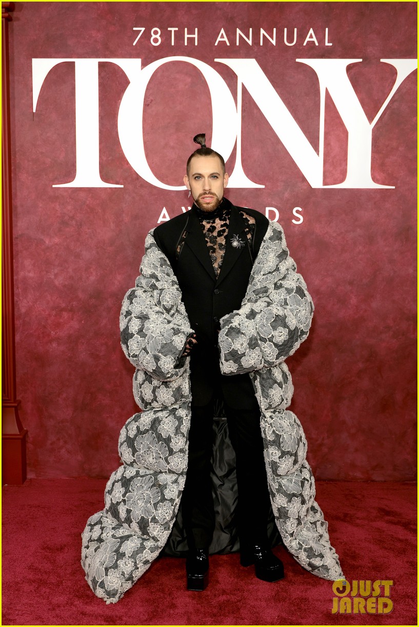 Operation Mincemeat's Jak Malone Gives Inspiring Speech After Winning ...