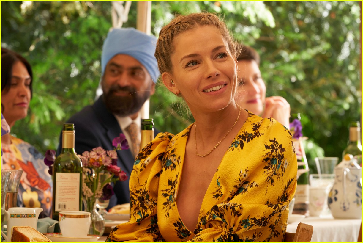 'My Mother's Wedding' Trailer: Scarlett Johansson, Sienna Miller, & Emily Beecham Star as ...
