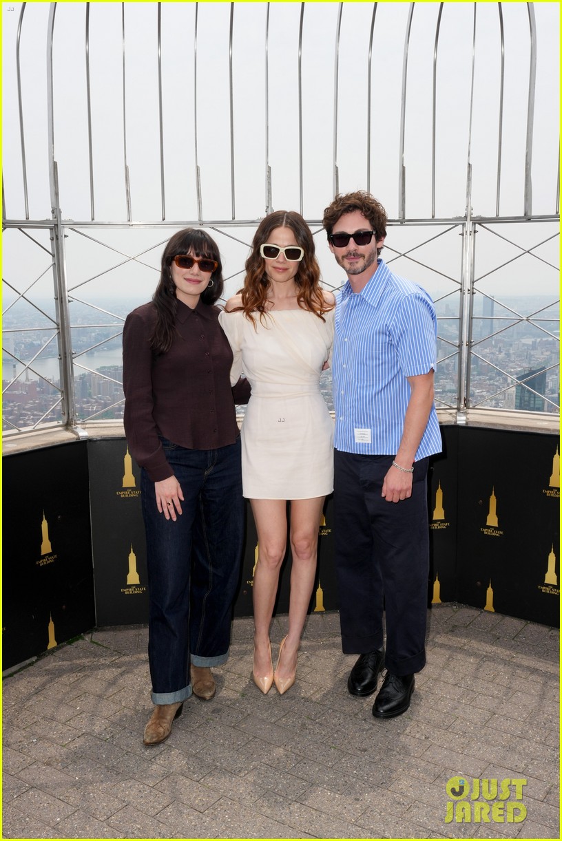 Molly Gordon, Logan Lerman, & Sophie Brooks Promote New Movie 'Oh, Hi ...