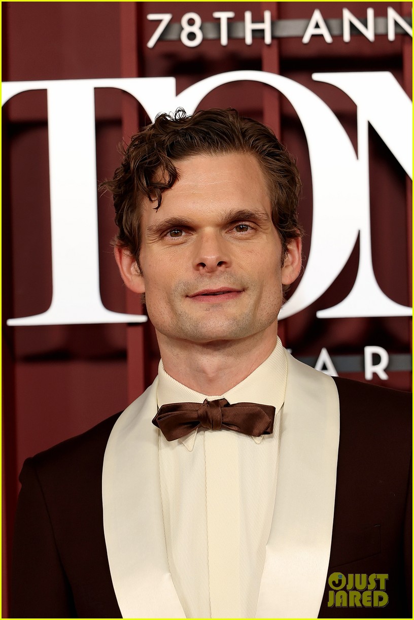 Dead Outlaw's Andrew Durand, Julia Knitel & More Bring Their Nominated ...