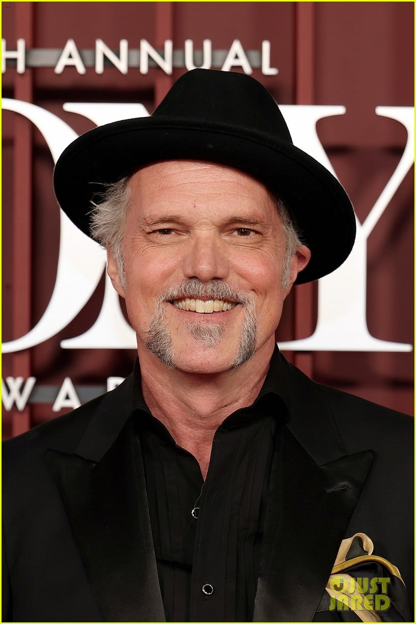 Dead Outlaw's Andrew Durand, Julia Knitel & More Bring Their Nominated ...