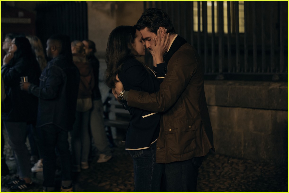 Sofia Carson & Corey Mylchreest Have Unbelievable Chemistry in 'My Oxford Year' Trailer - Watch ...