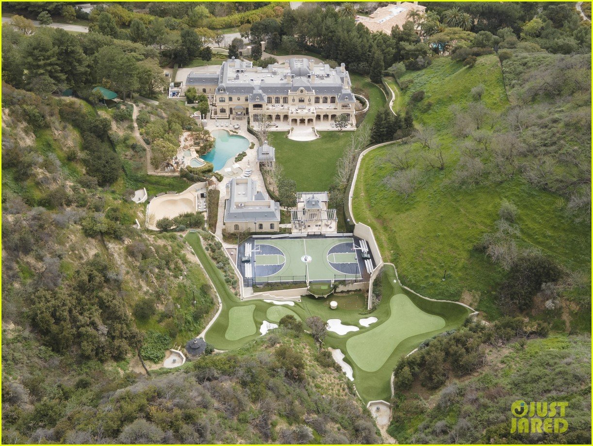Paris Hilton Buys Beverly Hills Mansion for $63 Million, Two Years After Mark Wahlberg ...