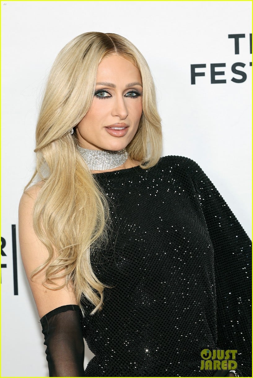 Paris Hilton Joins 'The Trainer' Co-Stars Vito Schnabel & Julia Fox at ...