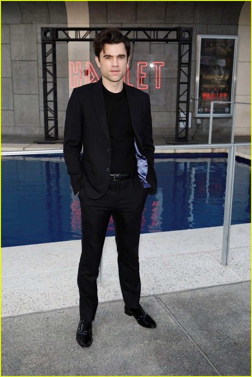 Patrick Ball Gets Bloody & Shirtless in 'Hamlet' L.A. Production, 'The ...