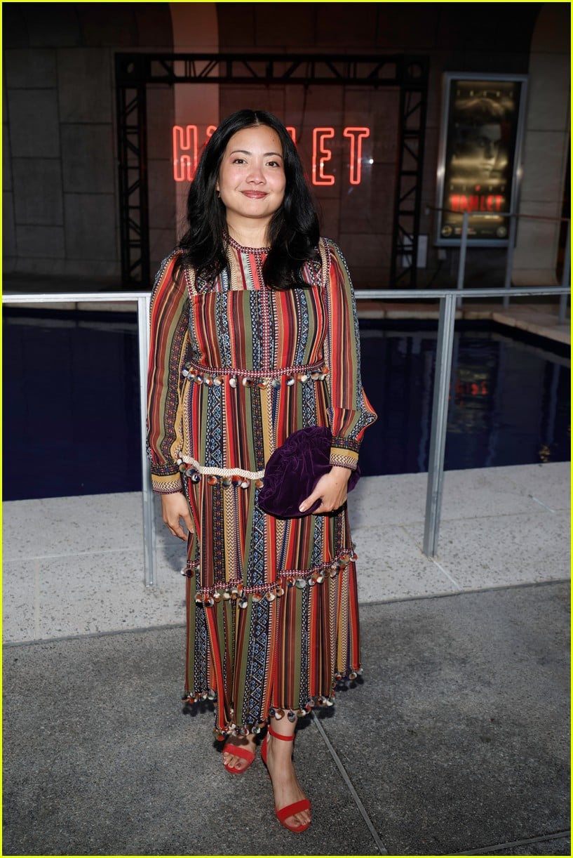 Patrick Ball Gets Bloody & Shirtless in 'Hamlet' L.A. Production, 'The ...