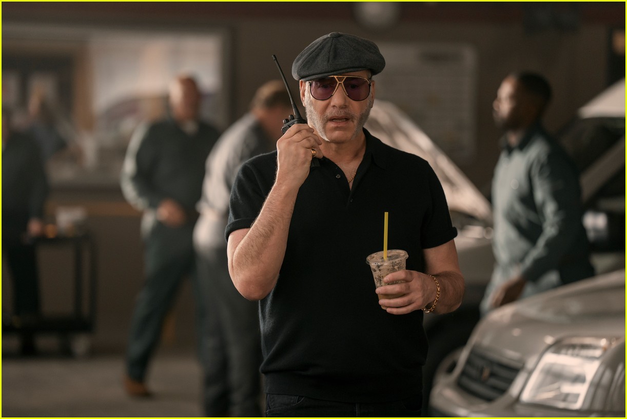 'The Pickup' Trailer Showcases All-Star Cast Including Eddie Murphy ...