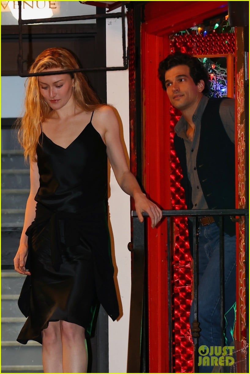 Paul Kelly & Sarah Pidgeon Film Late Night Scenes for 'American Love ...