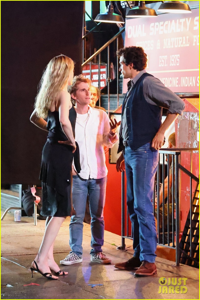 Paul Kelly & Sarah Pidgeon Film Late Night Scenes for 'American Love ...