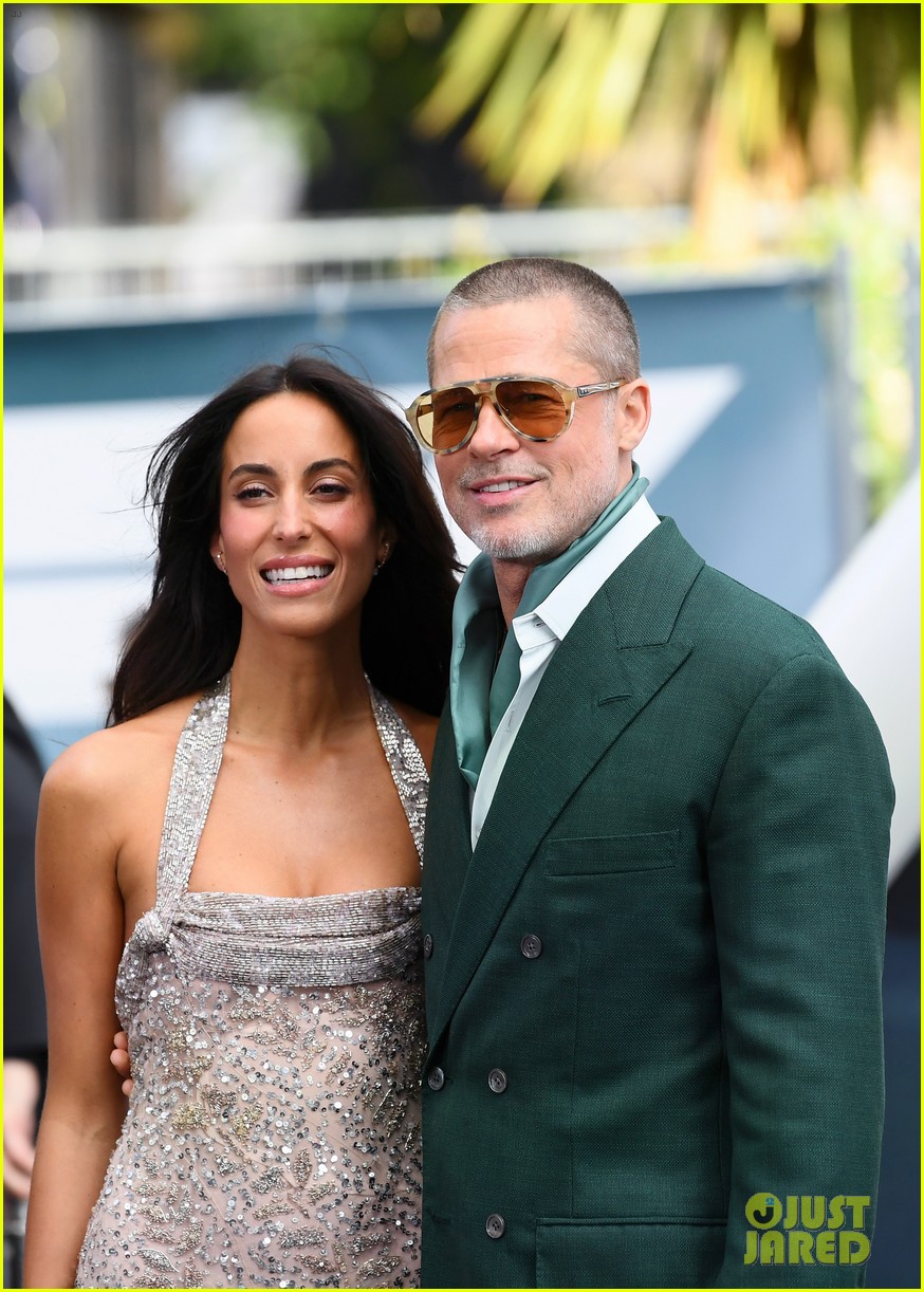 Brad Pitt's Girlfriend Ines de Ramon Helps Fix His Clothes on 'F1 ...