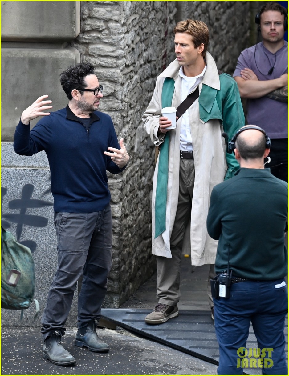 Glen Powell Spotted Filming Futuristic Action Movie with J.J. Abrams in Glasgow!: Photo 5173091 ...