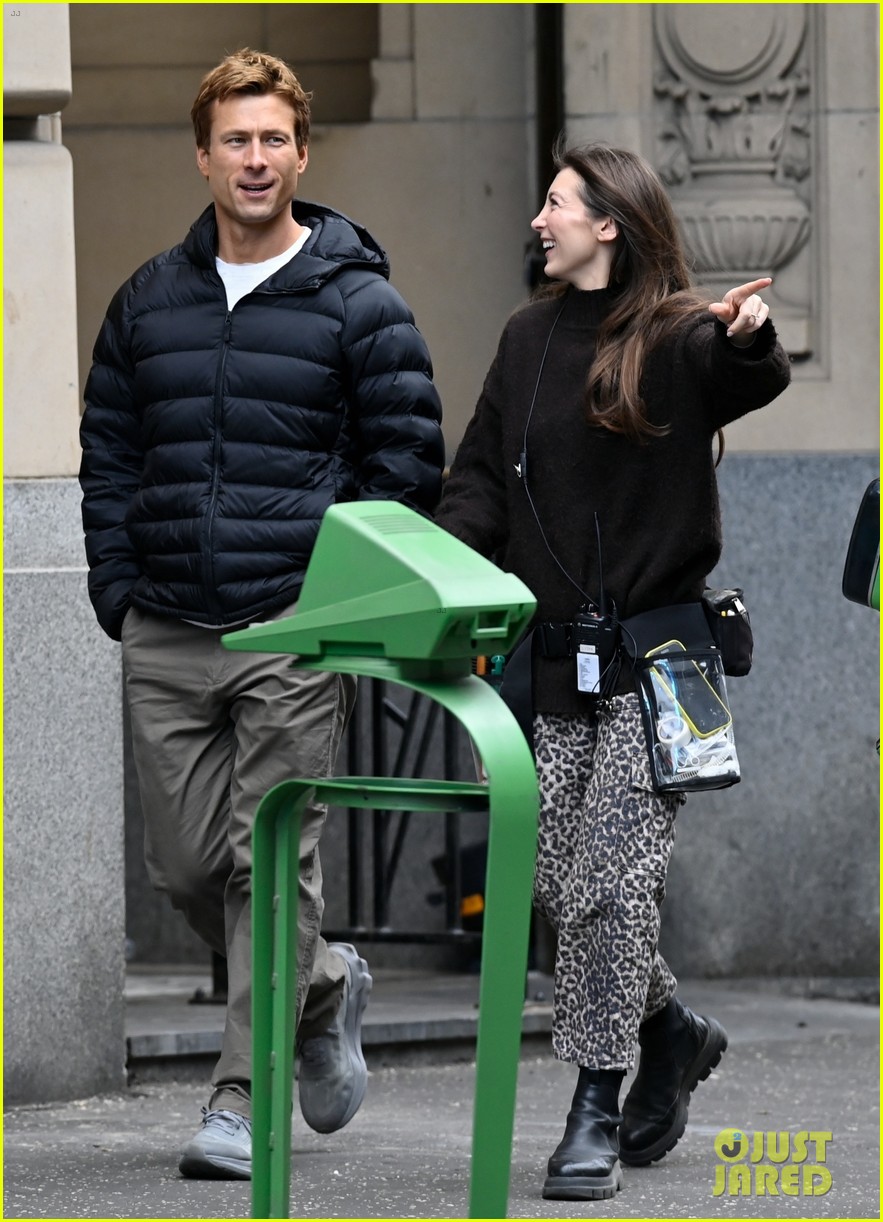 Glen Powell Spotted Filming Futuristic Action Movie with J.J. Abrams in Glasgow!: Photo 5173171 ...