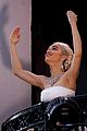 Rachel Zegler Begins 'Evita' Performances On London's West End, Draws ...