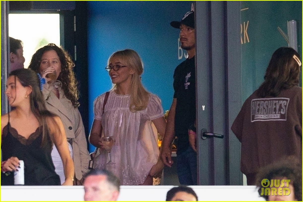 Photo: sabrina carpenter olivia rodrigo bst london concert 09 | Photo 5176944 | Just Jared ...