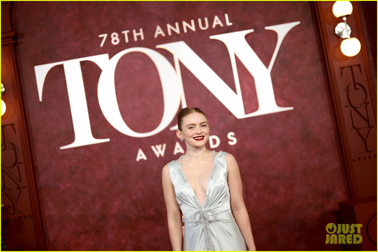 'John Proctor' Nominee Sadie Sink Brings Brother Mitchell as Tony ...