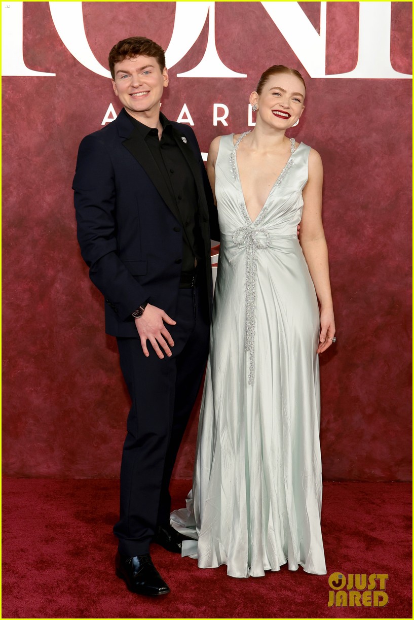 'John Proctor' Nominee Sadie Sink Brings Brother Mitchell as Tony ...