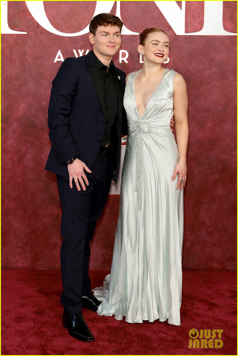 'John Proctor' Nominee Sadie Sink Brings Brother Mitchell as Tony ...