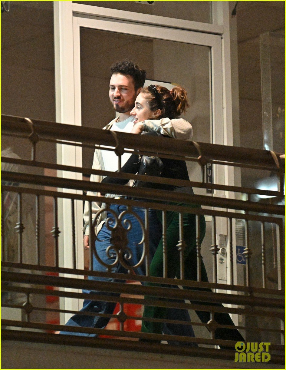 Rachel Sennott & Boyfriend Blake Slatkin Spotted Kissing During Dinner ...