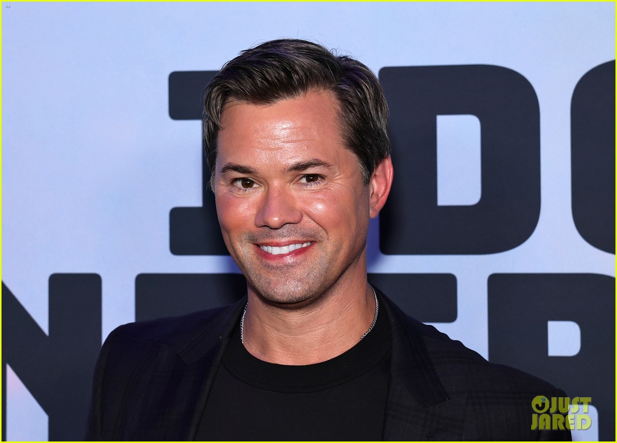 Amanda Seyfried Joins Andrew Rannells, Nick Kroll, & Morgan Spector at ...