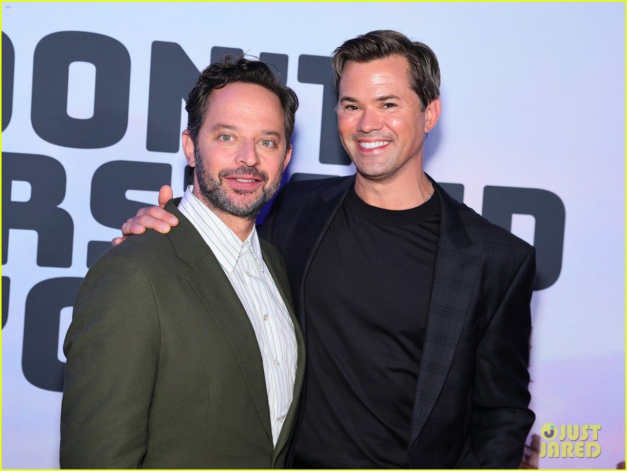 Amanda Seyfried Joins Andrew Rannells, Nick Kroll, & Morgan Spector at 'I Don't Understand You ...