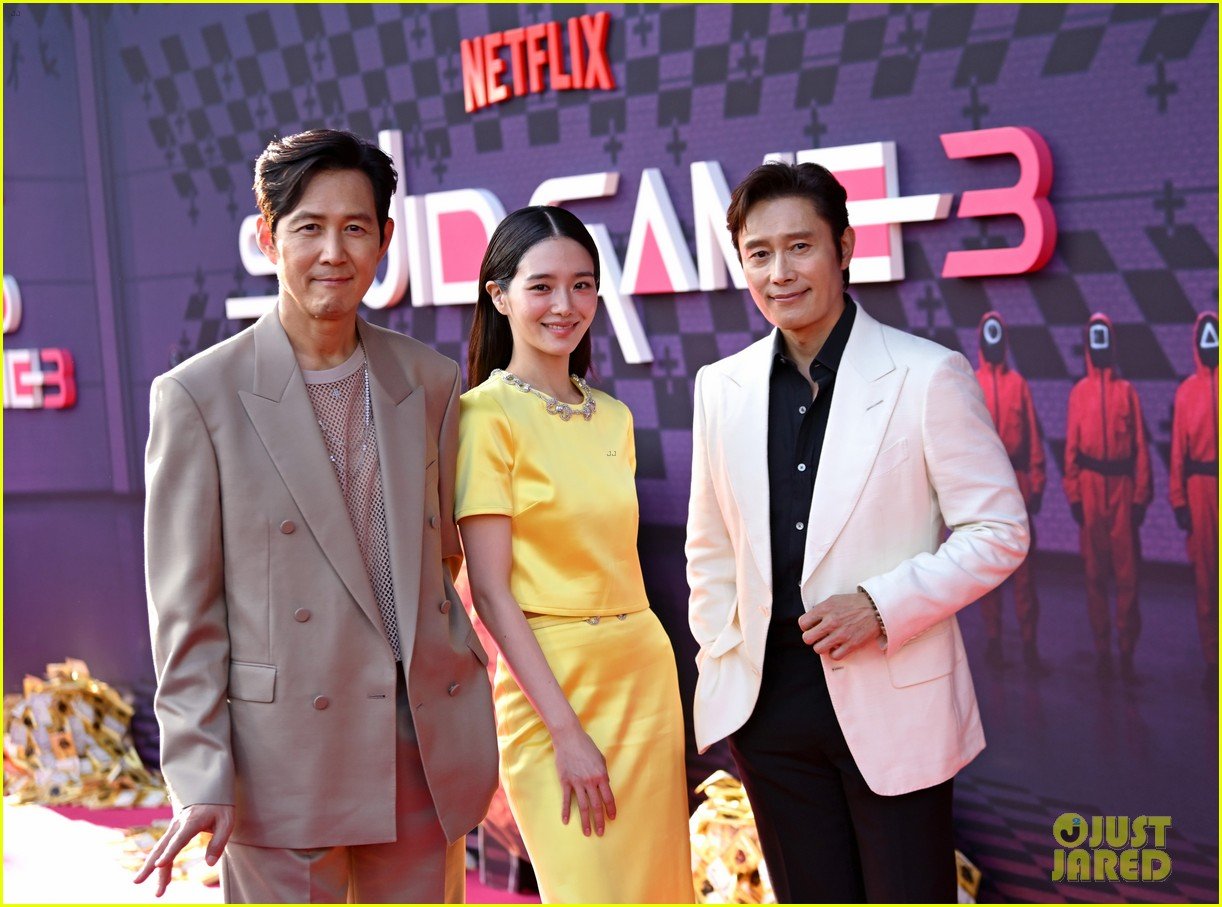 Lee Jung-Jae, Park Gyu-young, & Lee Byung-hun Step Out for 'Squid Game ...