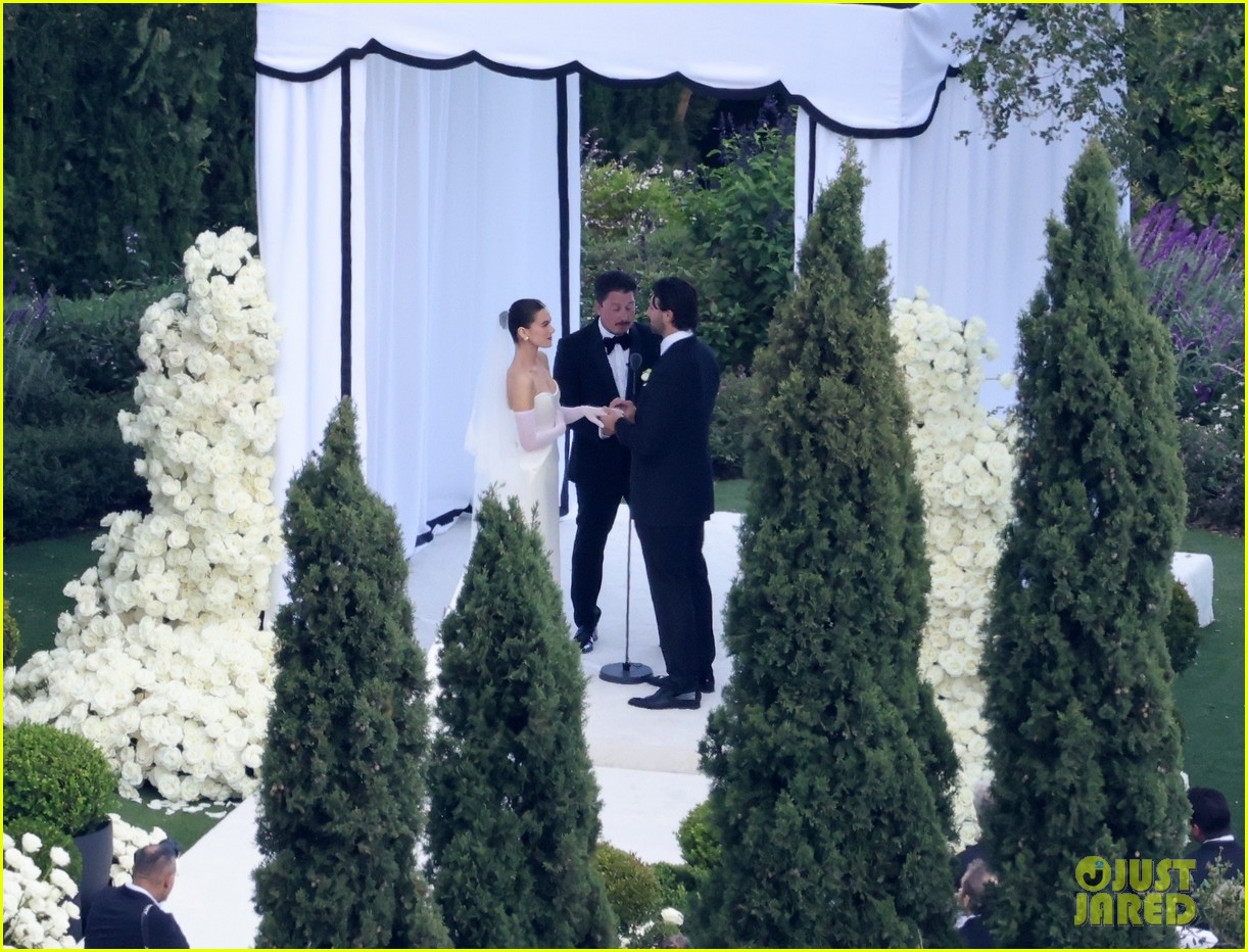 Photo: hailee steinfeld josh allen wedding california 2025 31 | Photo ...