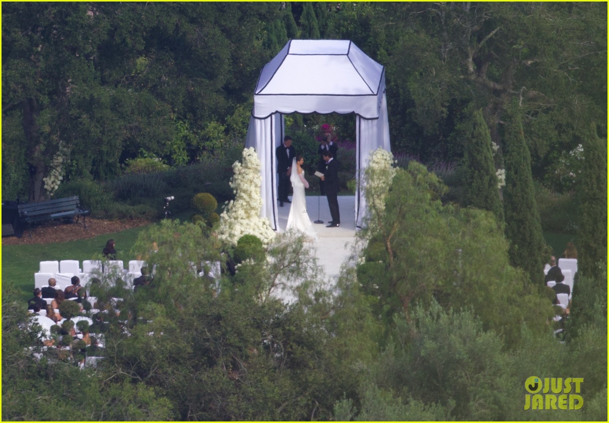 Photo: hailee steinfeld josh allen wedding california 2025 82 | Photo ...