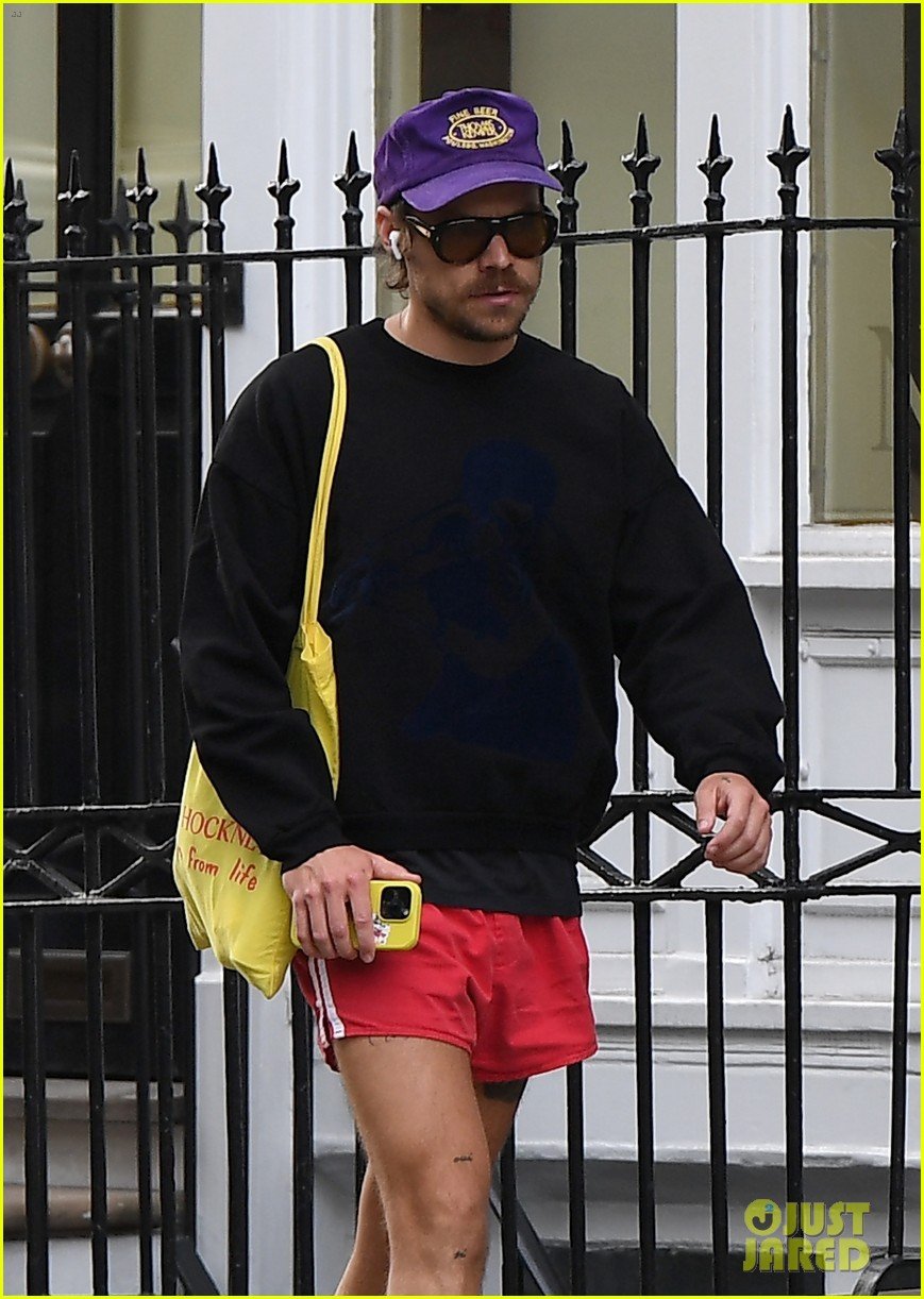 Harry Styles Wears Bright Red Short-Shorts While Running Errands in ...