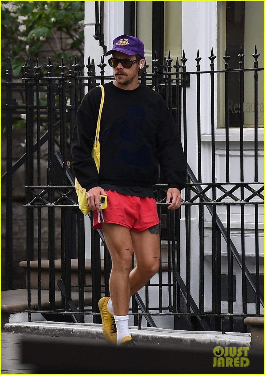 Harry Styles Wears Bright Red Short-Shorts While Running Errands in ...