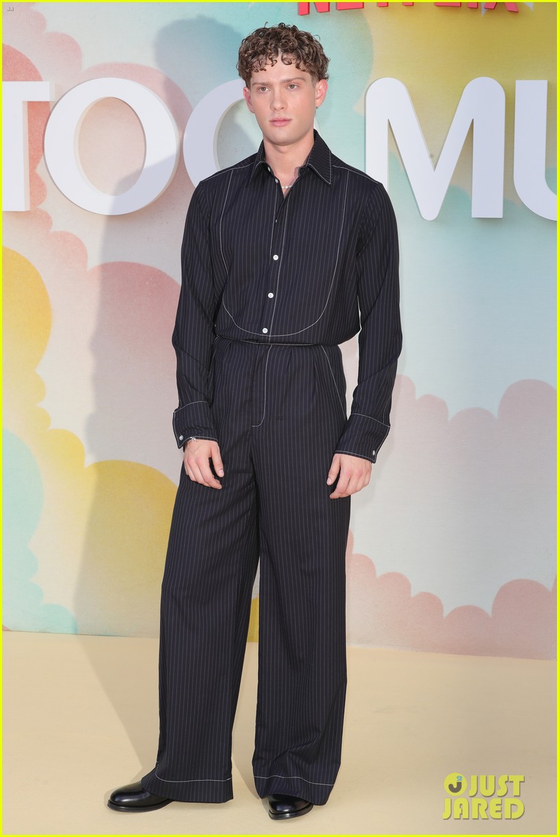 Lena Dunham, Megan Stalter, & Will Sharpe Premiere New Netflix Series ...