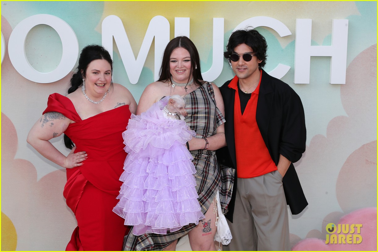 Lena Dunham, Megan Stalter, & Will Sharpe Premiere New Netflix Series ...