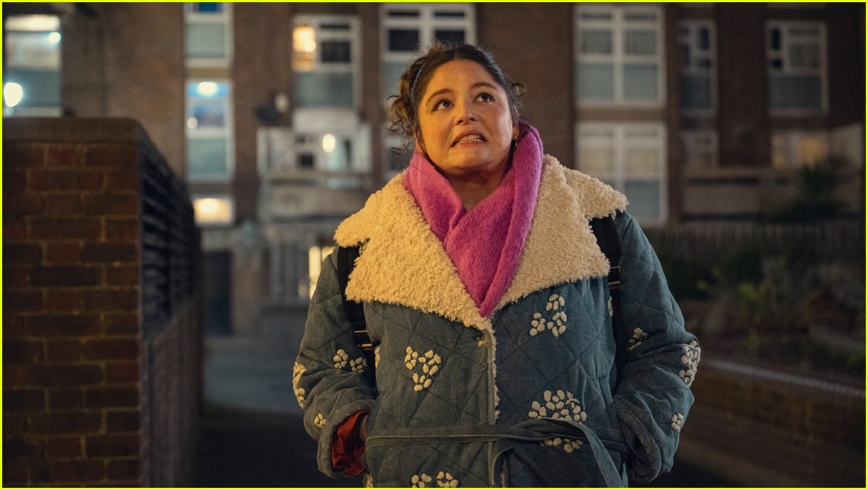 'Too Much' Trailer: Lena Dunham's New Netflix TV Show Adds 5 Guest ...