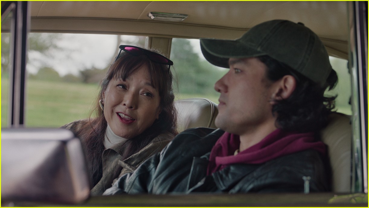 'Too Much' Trailer: Lena Dunham's New Netflix TV Show Adds 5 Guest ...