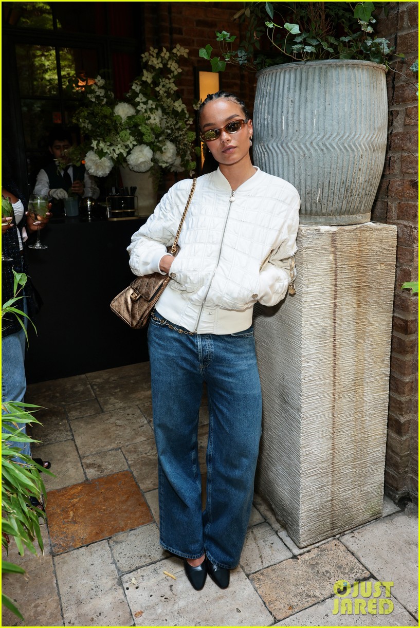 Miley Cyrus Joins Mariska Hargitay, Riley Keough, & More Stars at ...