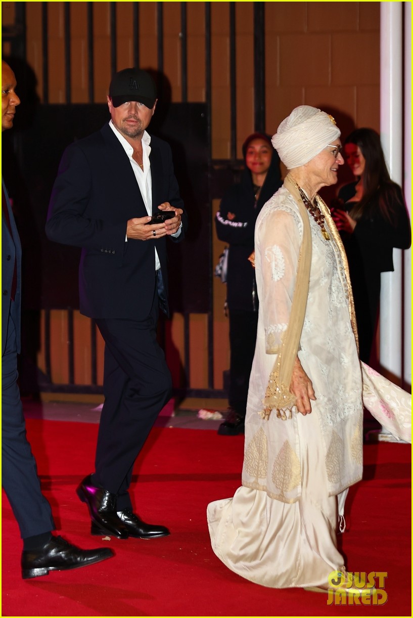 Photo: leo dicaprio tribeca film festival closing night toby 05 | Photo 5171972 | Just Jared ...