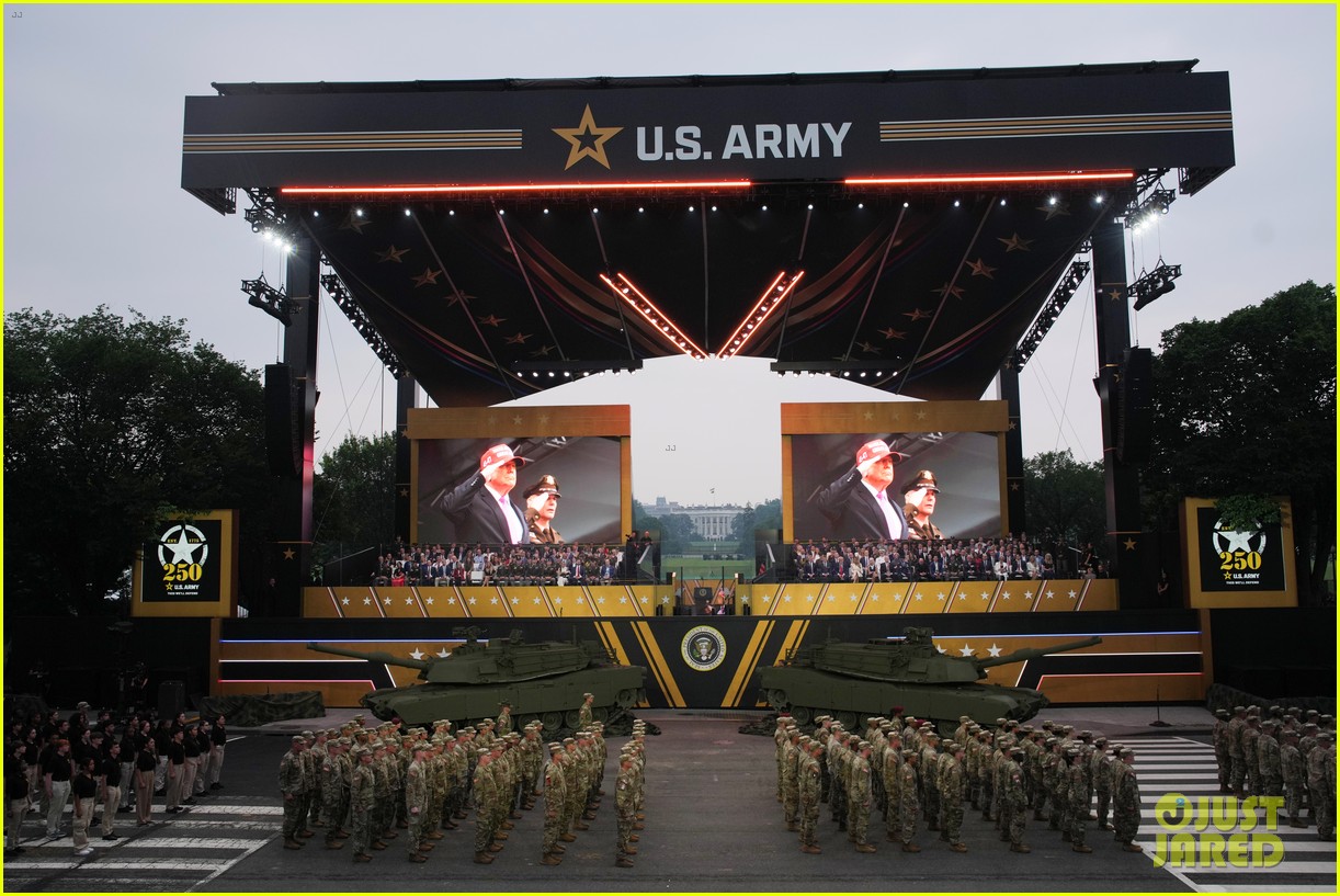 Jimmy Kimmel Roasts Trump for Dozing Off During 'Boring' Multi-Million ...