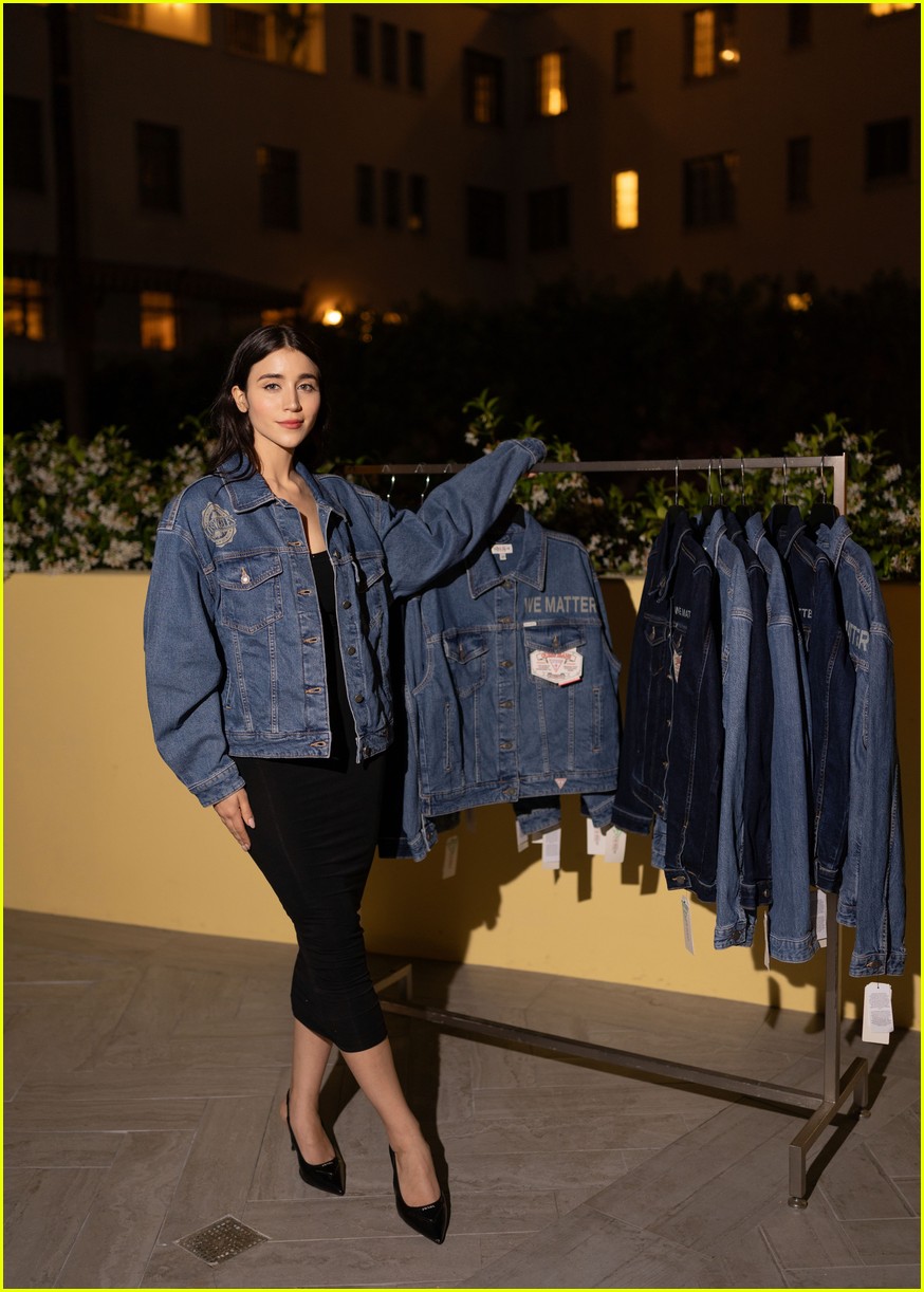 Rita Ora, Alexander Skarsgard, Jessica Simpson, & More Show Support for ...