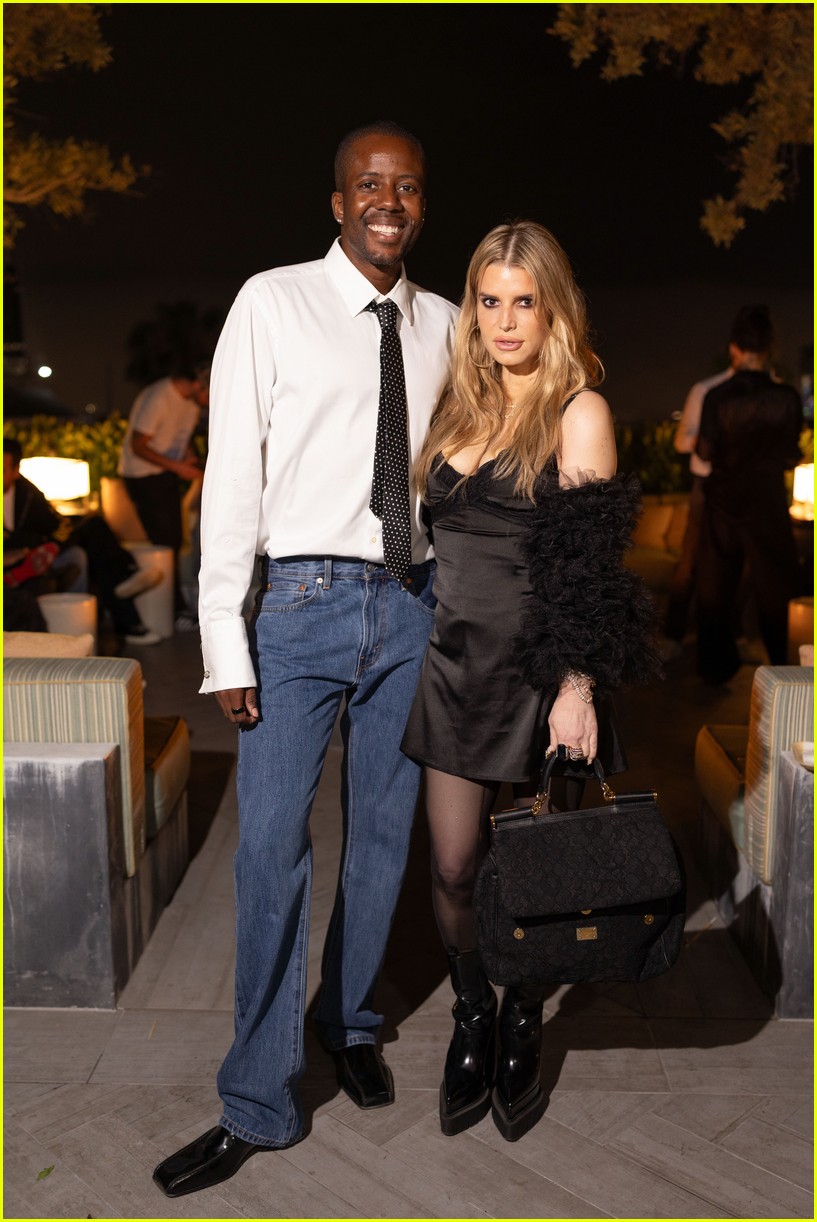 Rita Ora, Alexander Skarsgard, Jessica Simpson, & More Show Support for ...