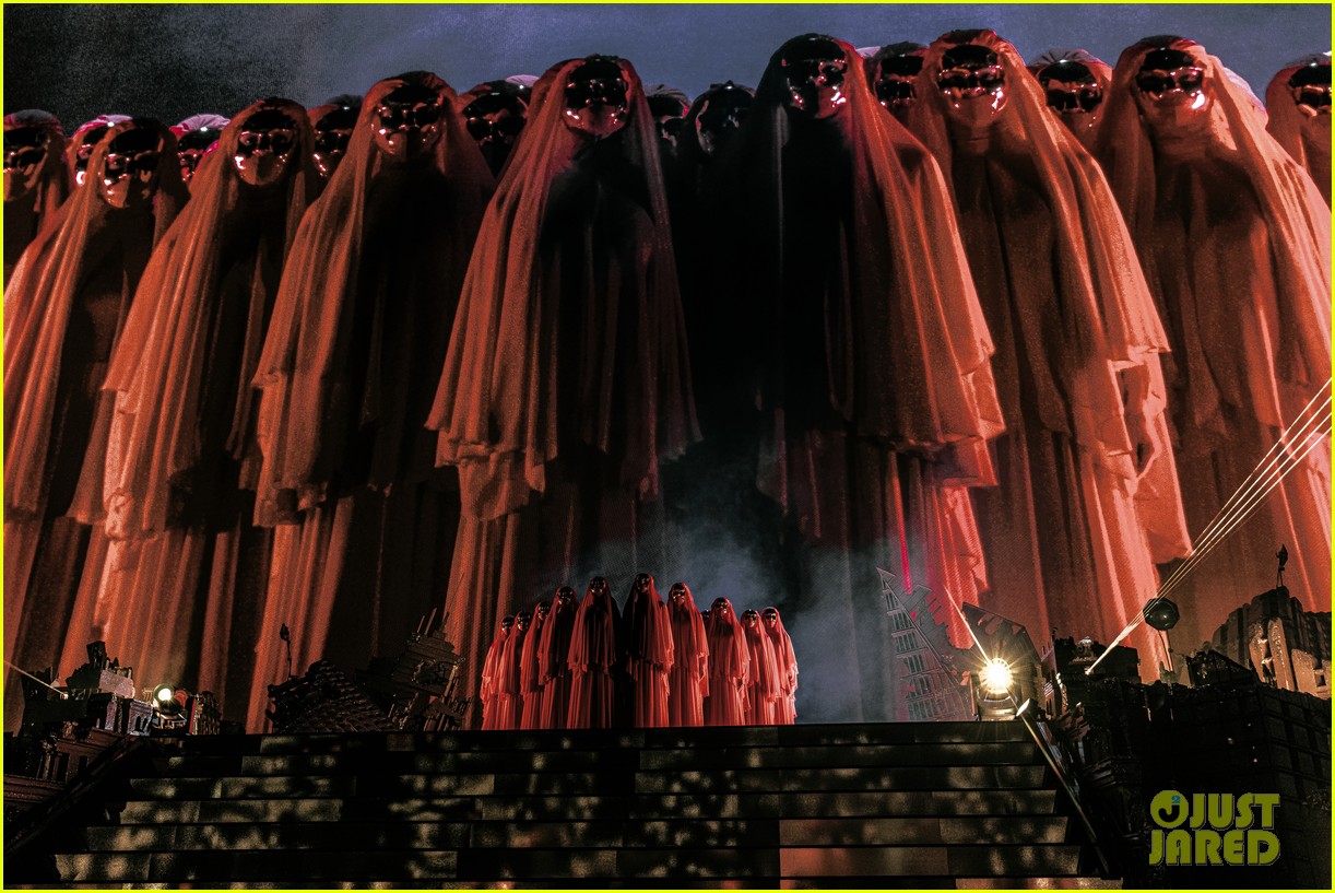 Photo: the weeknd performs at sofi stadium in la 83 | Photo 5176488 ...