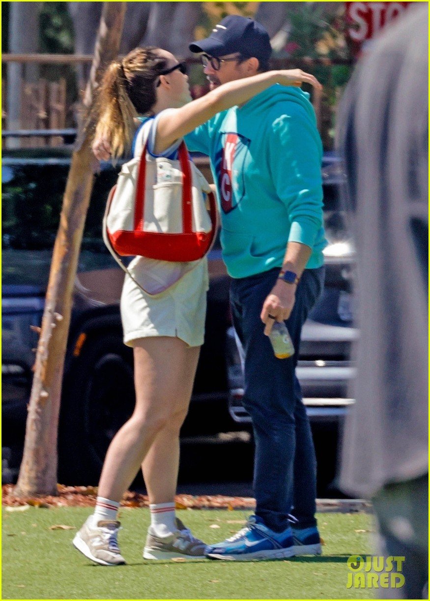 Friendly Exes Olivia Wilde & Jason Sudeikis Spend the Day at Daughter's ...