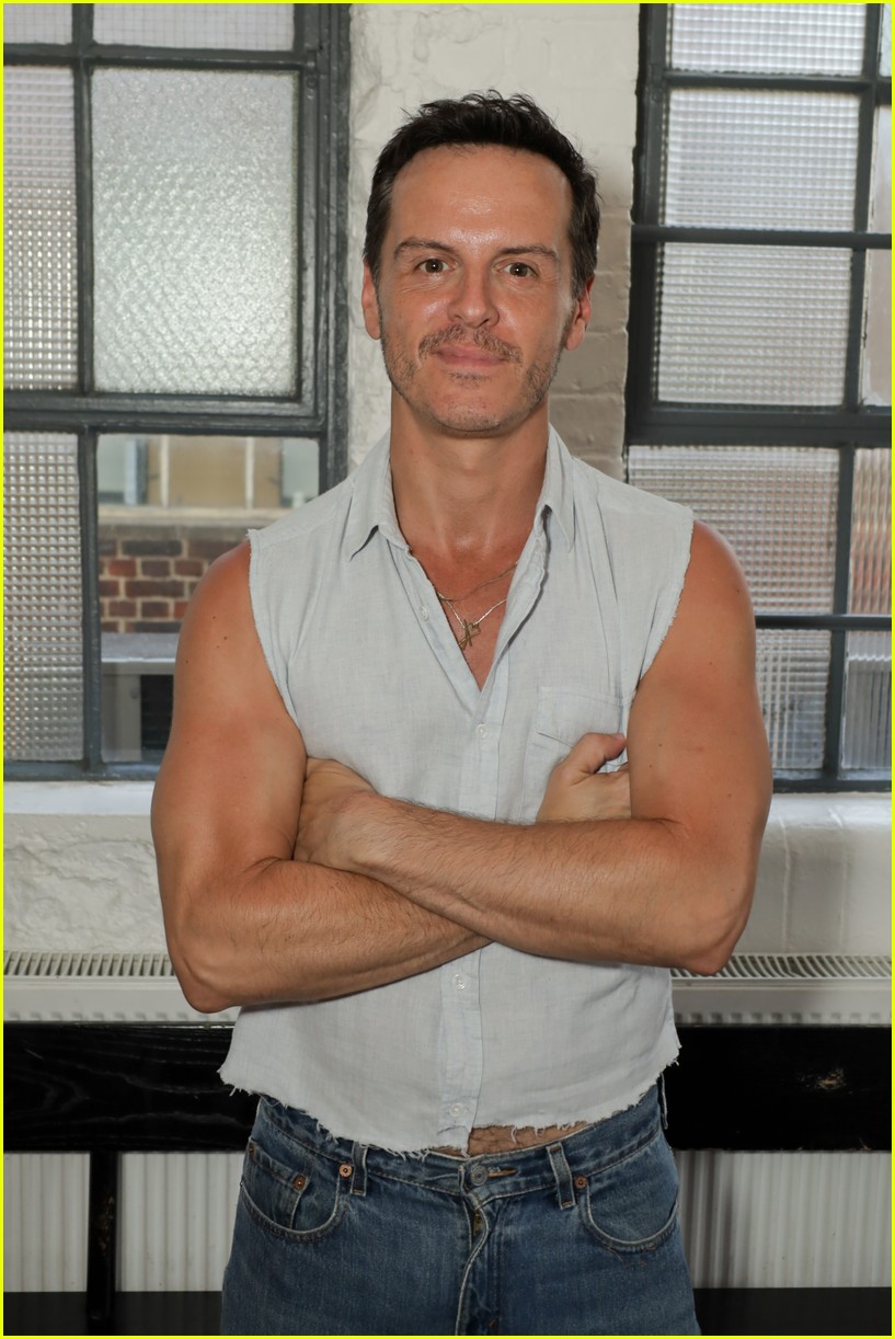 Andrew Scott Bares Buff Arms at Imagine Magazine Launch Event in London ...